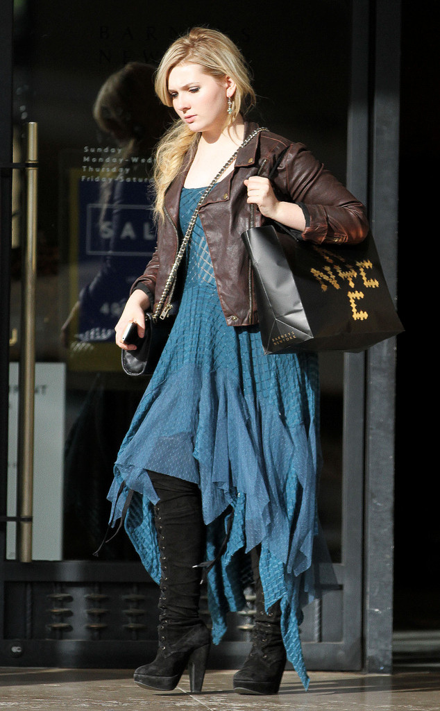 Abigail Breslin From The Big Picture Todays Hot Photos E News