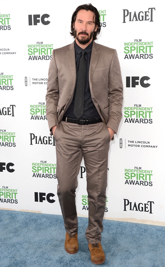 Keanu Reeves Talks Really Scary Home Intrusions Friendship With Sandra