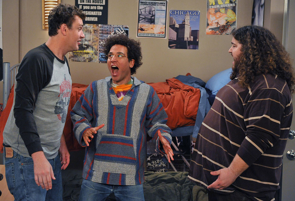 Barneys Sexy Silk Pajamas From How I Met Your Mothers 12 Most