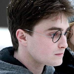 Harry Potters Real Life Reading List Check Out These Books E Online