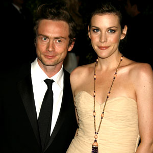 Liv Tyler's Rock Marriage Rolls Away | E! News