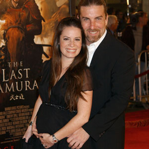 Holly Marie Combs No Longer Bewitched by Husband, Files for Divorce - E ...