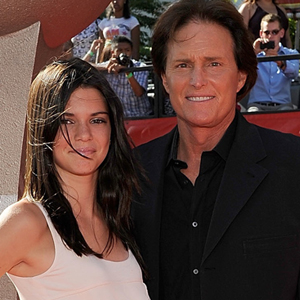 Kendall Says Bruce Jenner "Is the Most Amazing Person" - E! Online