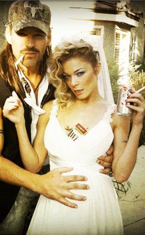 Check Out Leann Rimes As A Knocked Up Chain Smoking Bride E News