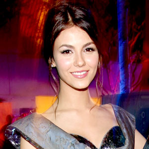 Bonus Emmys Video! Victoria Justice & Friends on Fashion, Crushes and ...