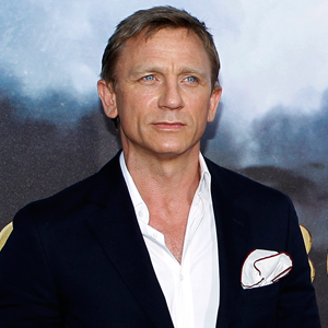Photos from Cowboys & Aliens Red Carpet Premiere: Arrivals