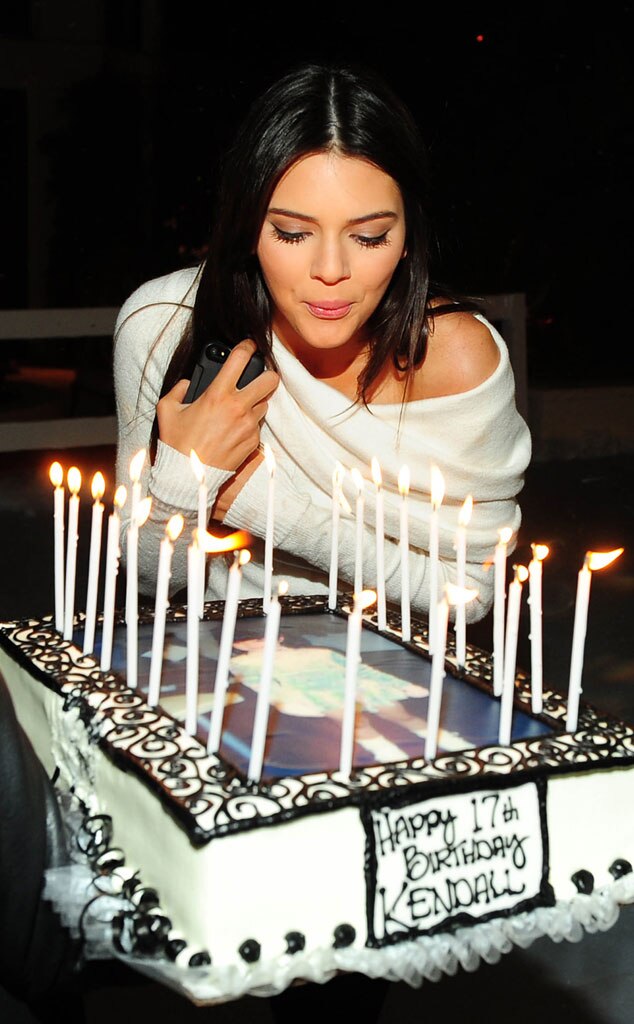 Make A Wish From Kendall Jenner s 17th Birthday Party E News