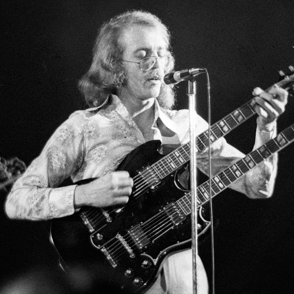 Former Fleetwood Mac Guitarist Bob Welch Dead at 65 in Apparent Suicide ...