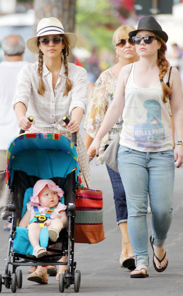 Jessica Alba, Honor & Haven Warren from Famous Families on Vacation | E ...