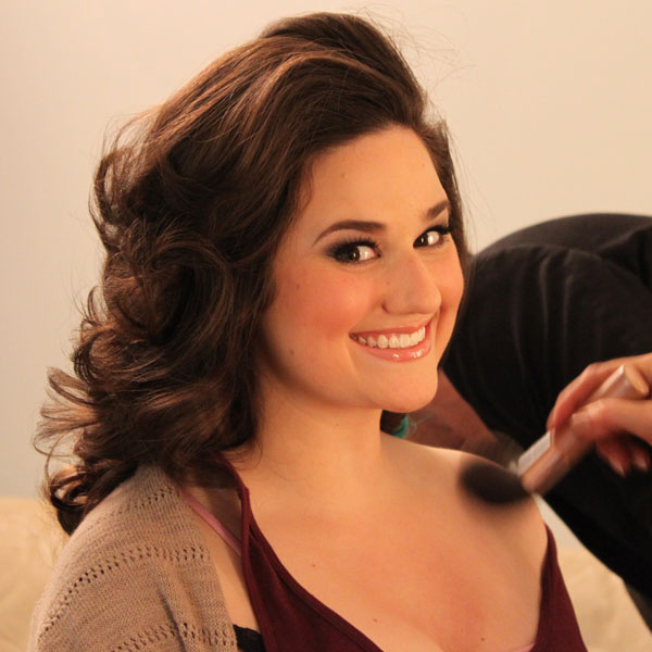 Photos from Opening Act: Arielle's Performance - E! Online - CA