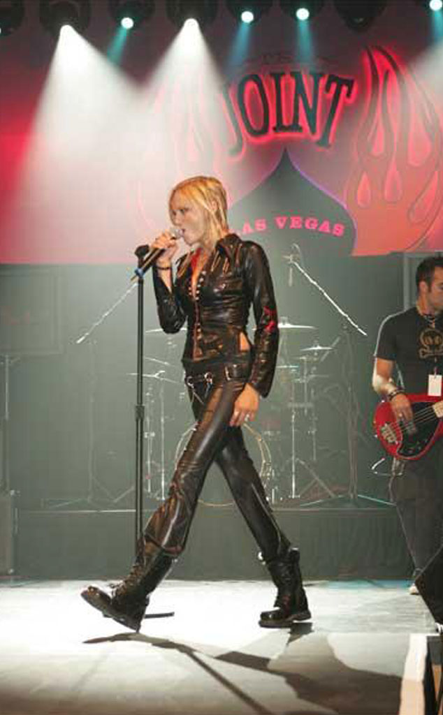 Malin Akerman With The Petalstones from Stars With Bands | E! News