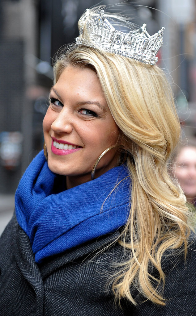 Mallory Hagan from The Big Picture: Today's Hot Photos | E! News