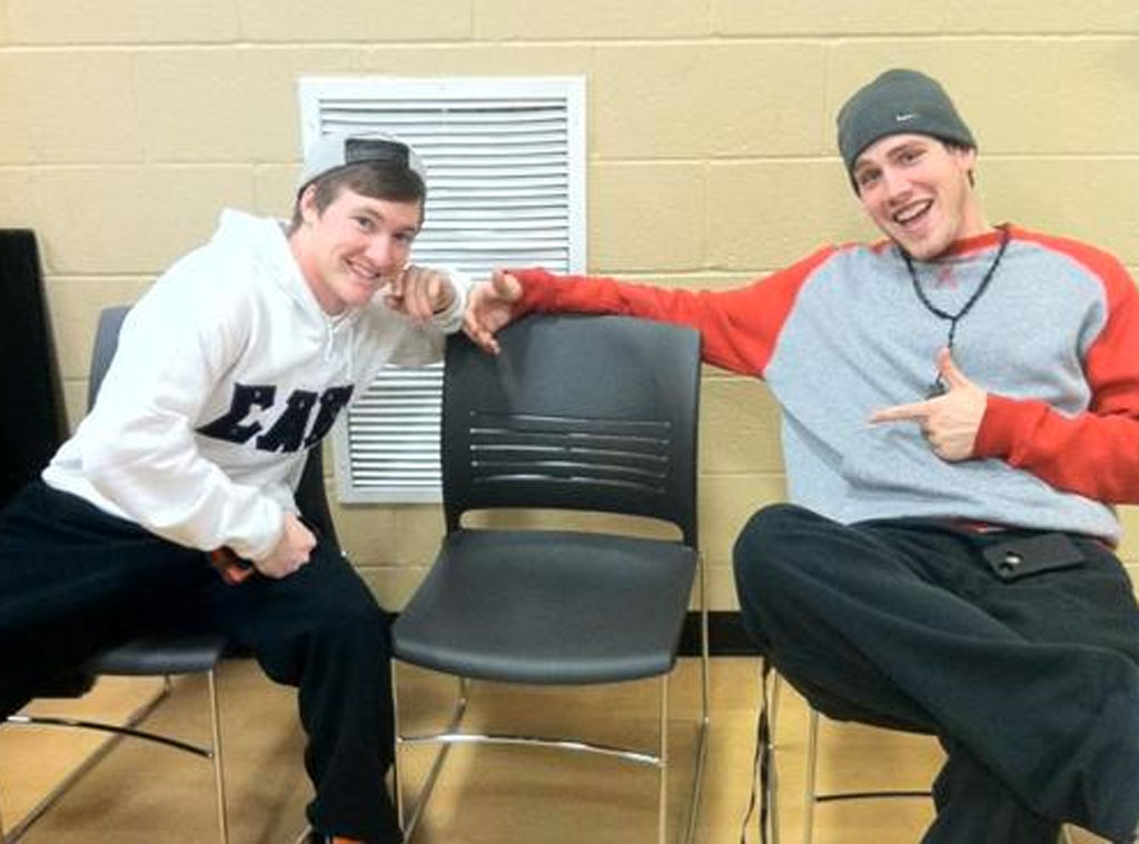 Photo #250030 from Manti Te'o's Hoax Girlfriend: Best of the Te'oing ...