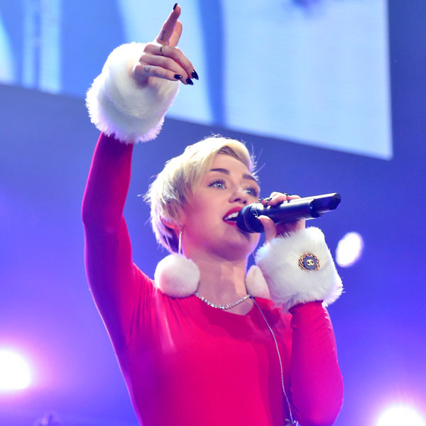 Miley's NYE Performance: She Can't Ride the Ball, Says Ryan Seacrest!