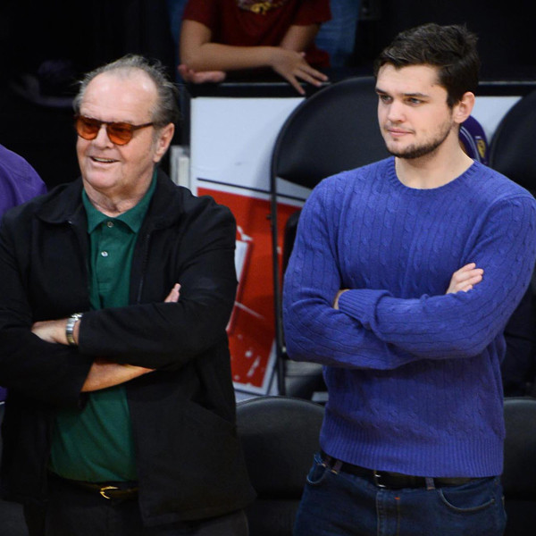 Jack Nicholson & Look-Alike Son Watch a Lakers Game - E! Online