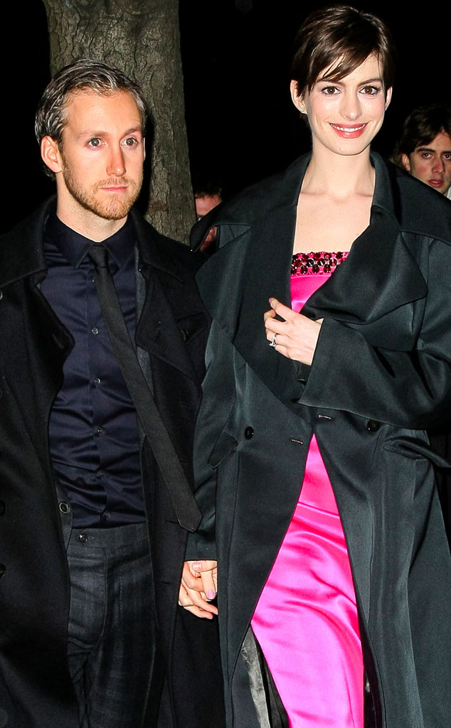 Anne Hathaway & Adam Shulman from Celeb Couples in Love! | E! News