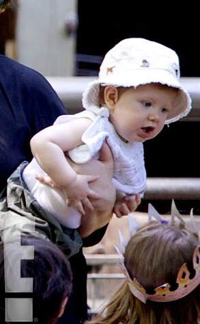 Adele's Baby Boy Angelo: See Photos of His Adorable Face! | E! News