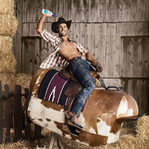 Zesty Guy Anderson Davis Is Back in More Hot Kraft Ads (and He's More ...