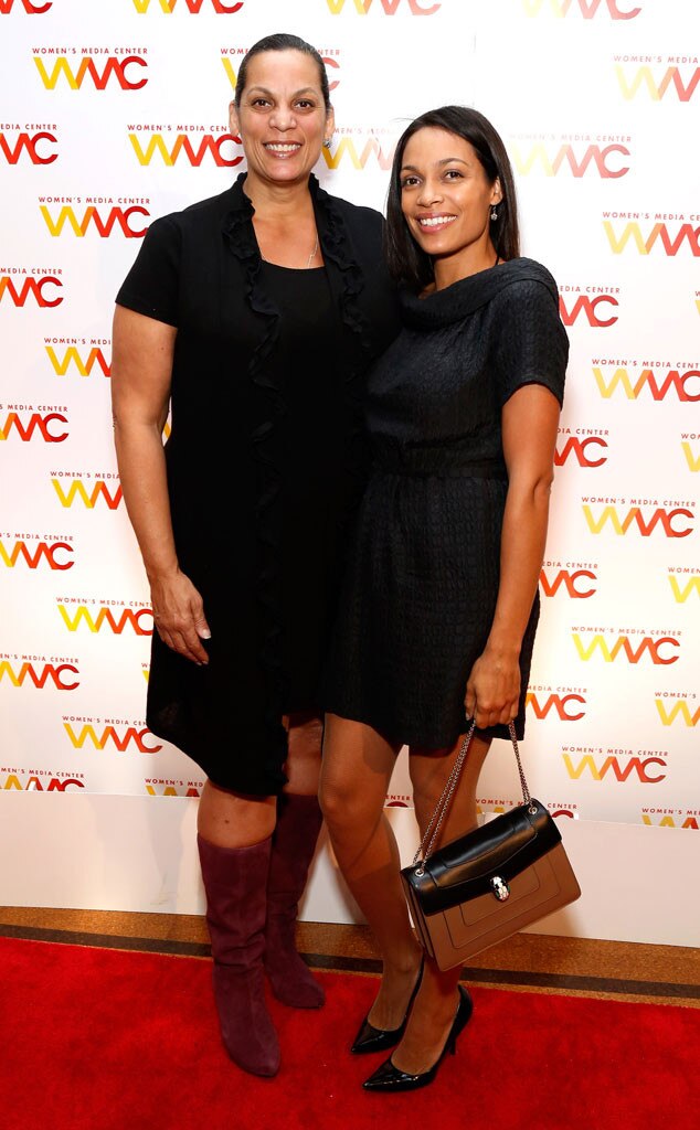 Rosario Dawson and Her Mom Look Like Twins on Red Carpet—Take a Look ...