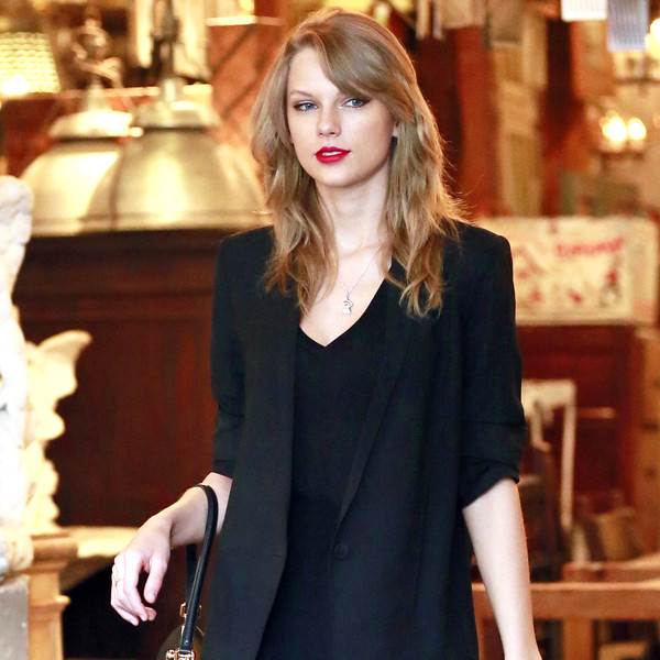 Taylor Swift's Perfect Shopping Style