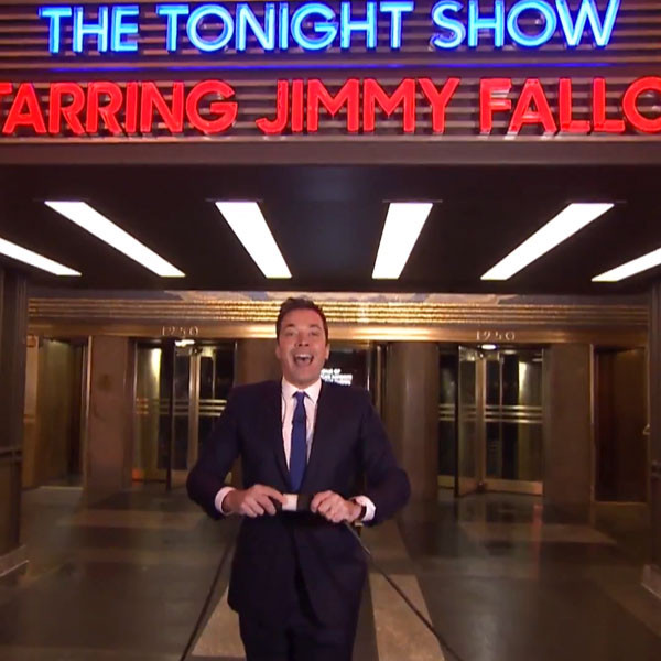 Jimmy Fallon Lights Up Tonight Show Marquee, Races a Turkey?!