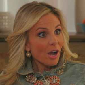 Watch: Elisabeth Hasselbeck Skips Shower Before Obama Interview - E! Online