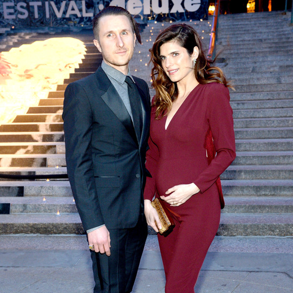 Lake Bell Is Pregnant—See Her Baby Bump! - E! Online