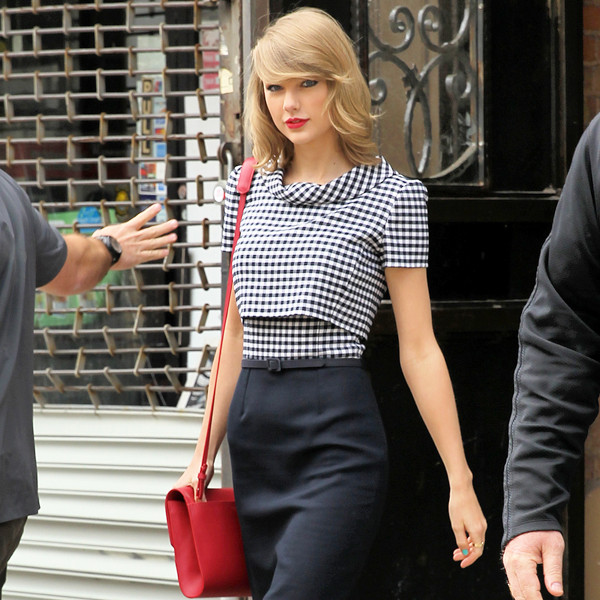 Taylor Swift's Covered Cropped Top: Gotta Have It or Make It Stop? - E ...