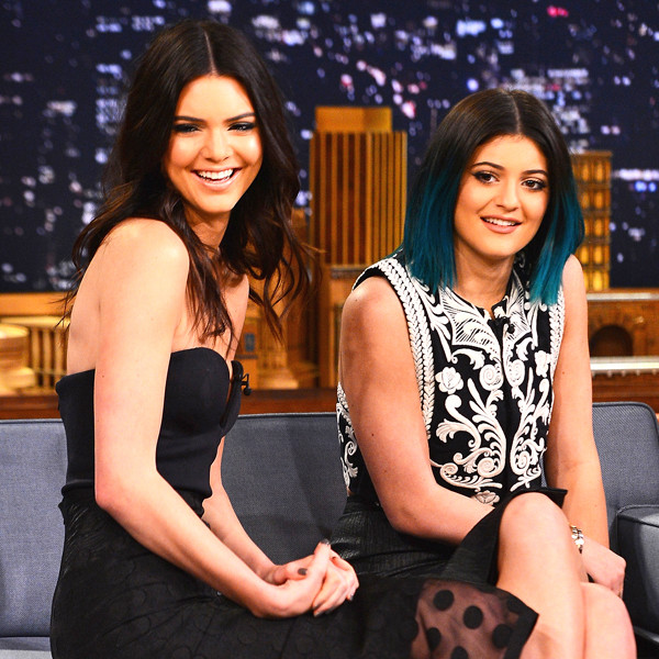 Jimmy Fallon, Kendall Jenner BOTH Have Teleprompter Reading Problems ...