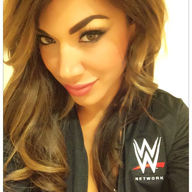 Photos from Rosa Mendes' Latest Pics - E! Online