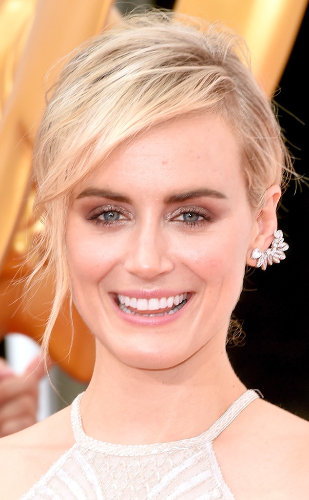 Taylor Schilling from Get the Look: Emmys 2014 Hair & Makeup | E! News