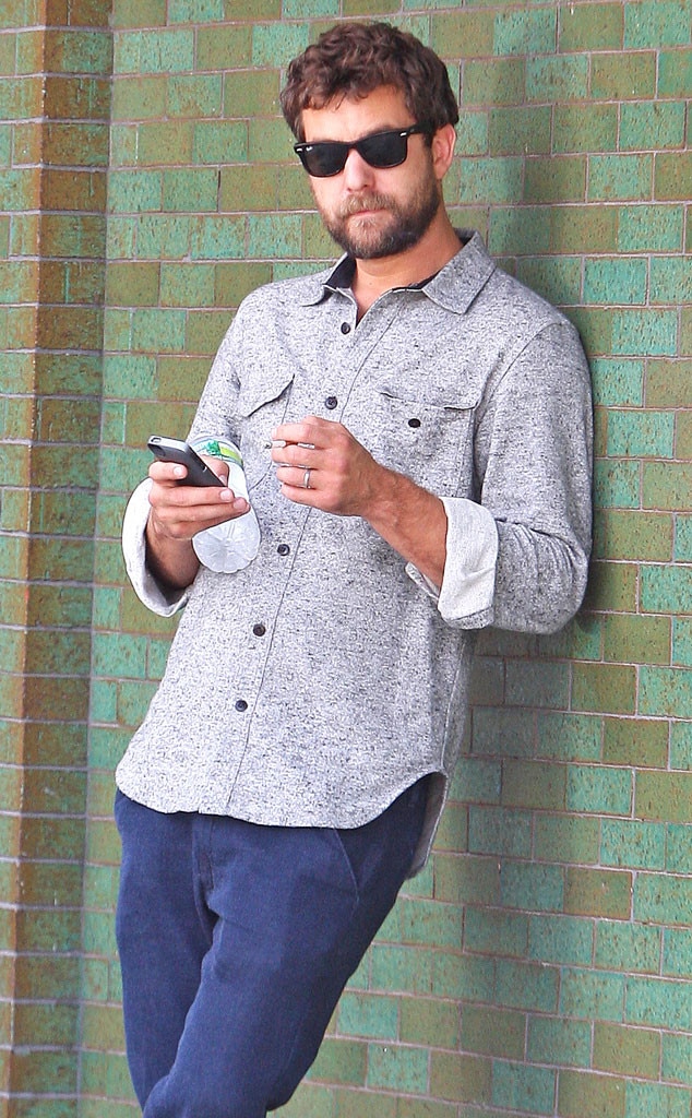 Joshua Jackson from The Big Picture: Today's Hot Photos | E! News