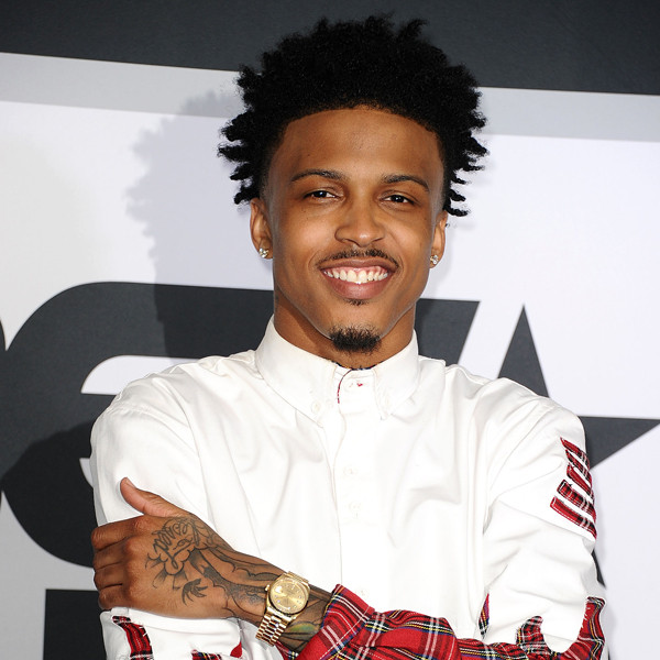 Watch: August Alsina Collapses During New York Concert - E! Online