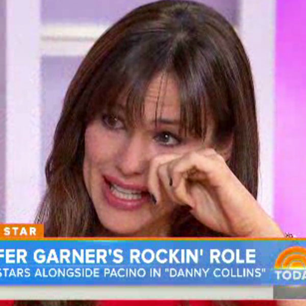 Watch Jennifer Garner Cry on Live TV!