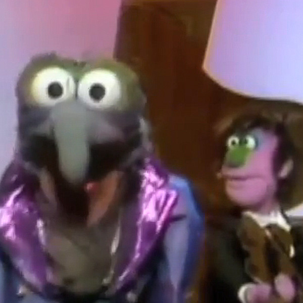 Watch Gonzo Get His Groove On!