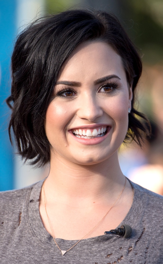 Demi Lovato Celebrates Three Years of Sobriety, Says She Wouldn't Be ...