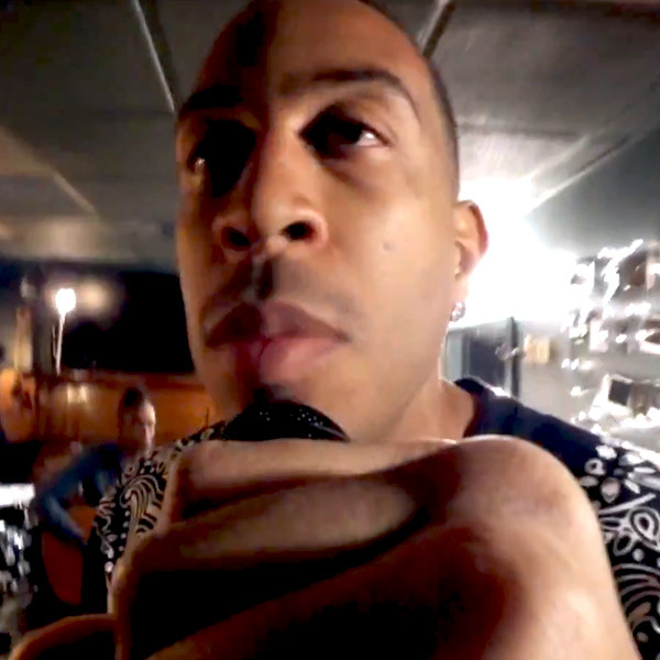 Watch Ludacris' Fantastic Acoustic ''Fantasy'' Performance!