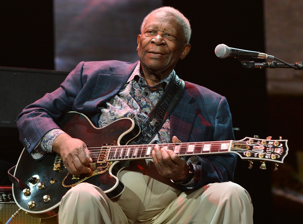 B.B. King Gets Mississippi Funeral, Obama & Clinton Honor Him | E! News