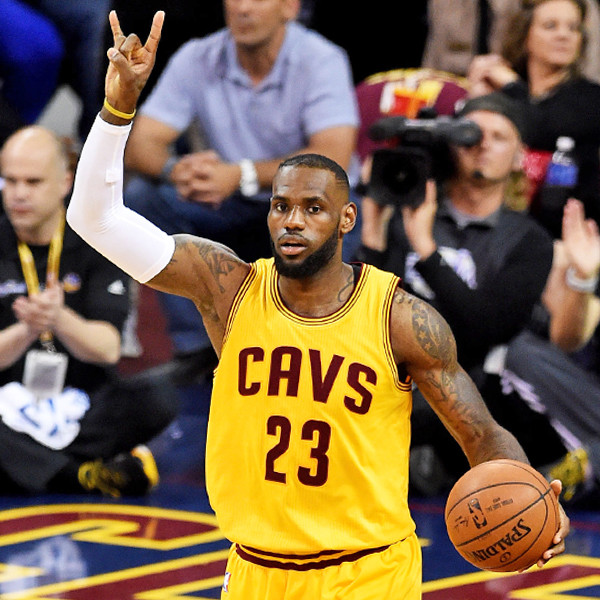 Did LeBron James Just Flash His Penis During the NBA Finals?! - E! Online