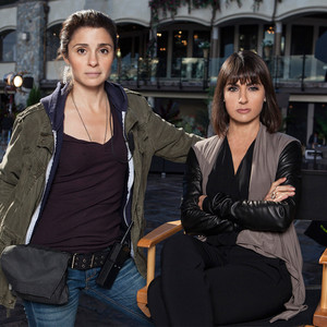 UnREAL's Shiri Appleby Dishes on Adam's Shirtless Return and Bachelor ...