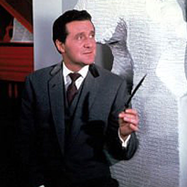 The Avengers Star Patrick Macnee Dies at 93 - E! Online