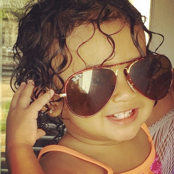 Chris Brown's Baby Girl Can't Stop Smiling After Receiving Special ...