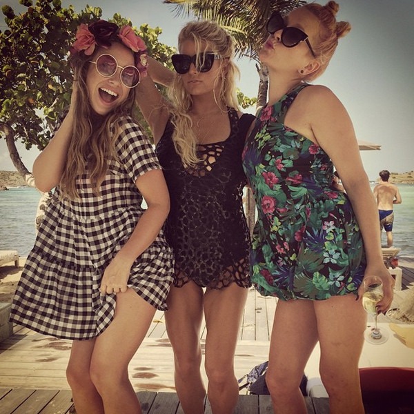 Jessica Simpson Turns Up The Heat During Sexy 35th Birthday Vacation In St Barts—take A Look
