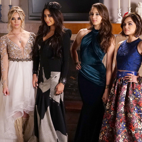 Save the Pretty Little Liars Moms!