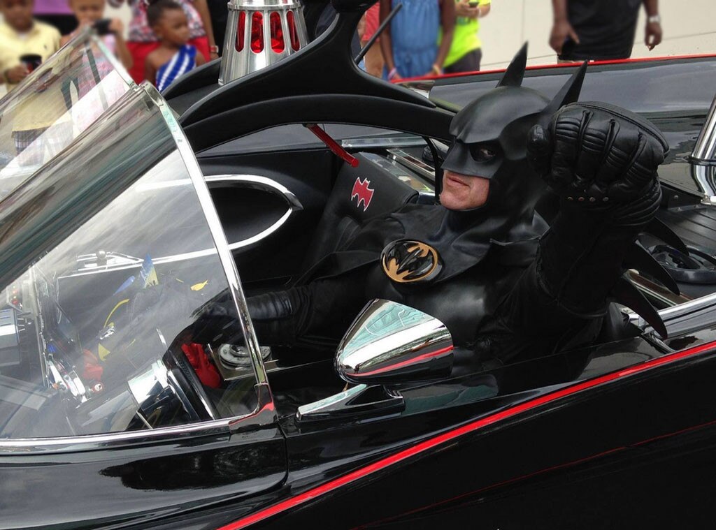 Baltimore Batman Dies After Being Hit by Car | E! News