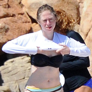 Chelsea Clinton's Impressive Bikini Body on Display During Italian ...