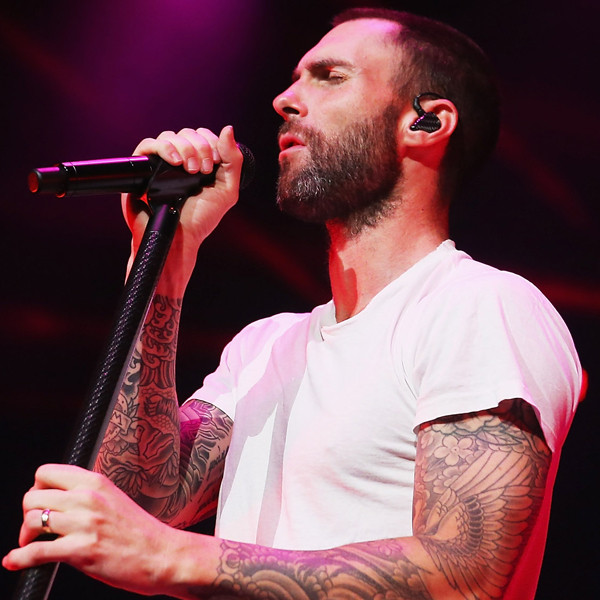 Adam Levine, Maroon 5 in Talks to Do Super Bowl 50 Halftime Show