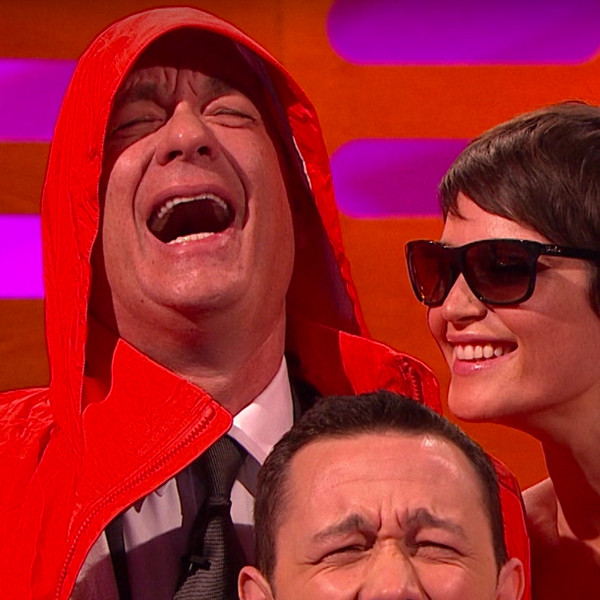 Tom Hanks Reenacts Viral Bill Murray Pic: ''I Can Make That Face''