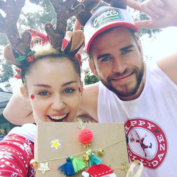 Miley Cyrus Shows Off Her Christmas Gift From Liam Hemsworth - E ...