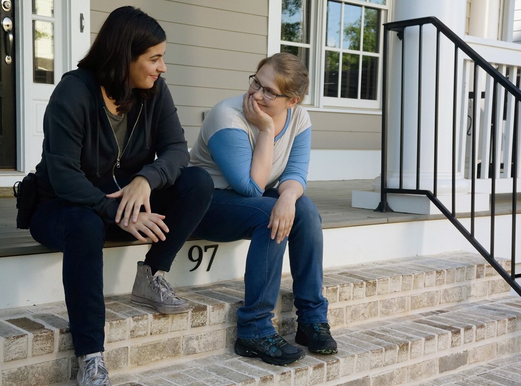 The Walking Dead's Merritt Wever Talks That Heartbreaking Twist | E! News